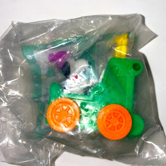 Toys | Peanuts Snoopy And Woodstock Rolling Adorable Collectible Toy ...